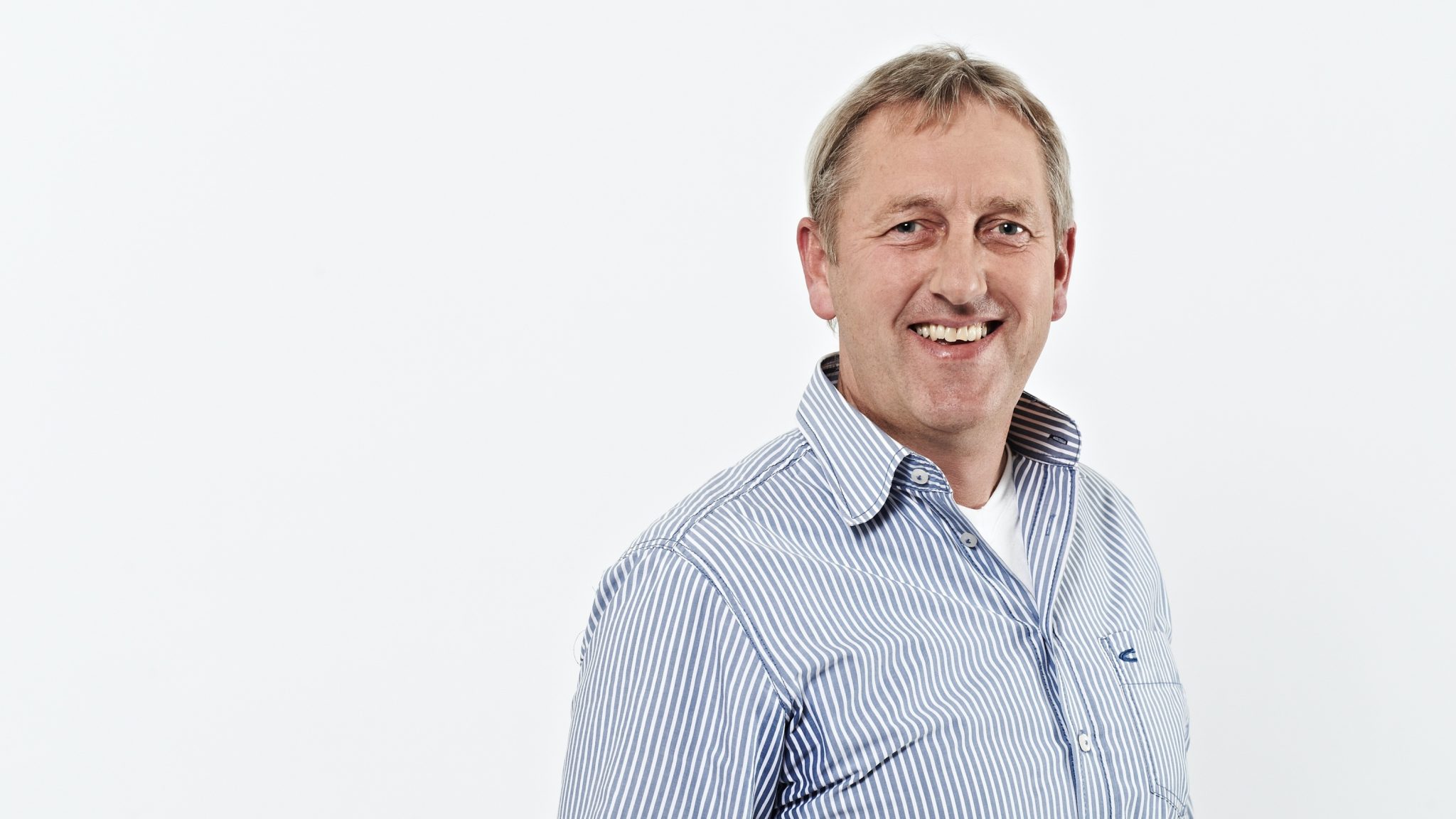 15 Jahre und noch mehr: Herzlichen Glückwunsch Armin! - Höhns Bau | Aus ...